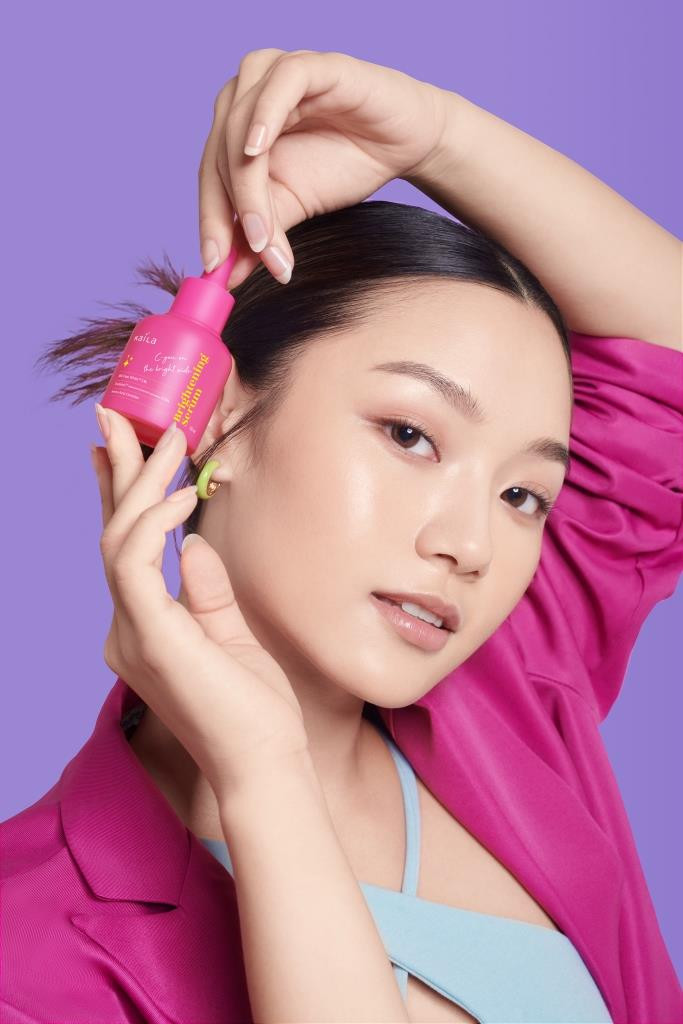 Kaila Hadirkan Smart Skincare dengan Konsep Drone Techn... Kaila Hadirkan Smart Skincare dengan Konsep Drone Techn...