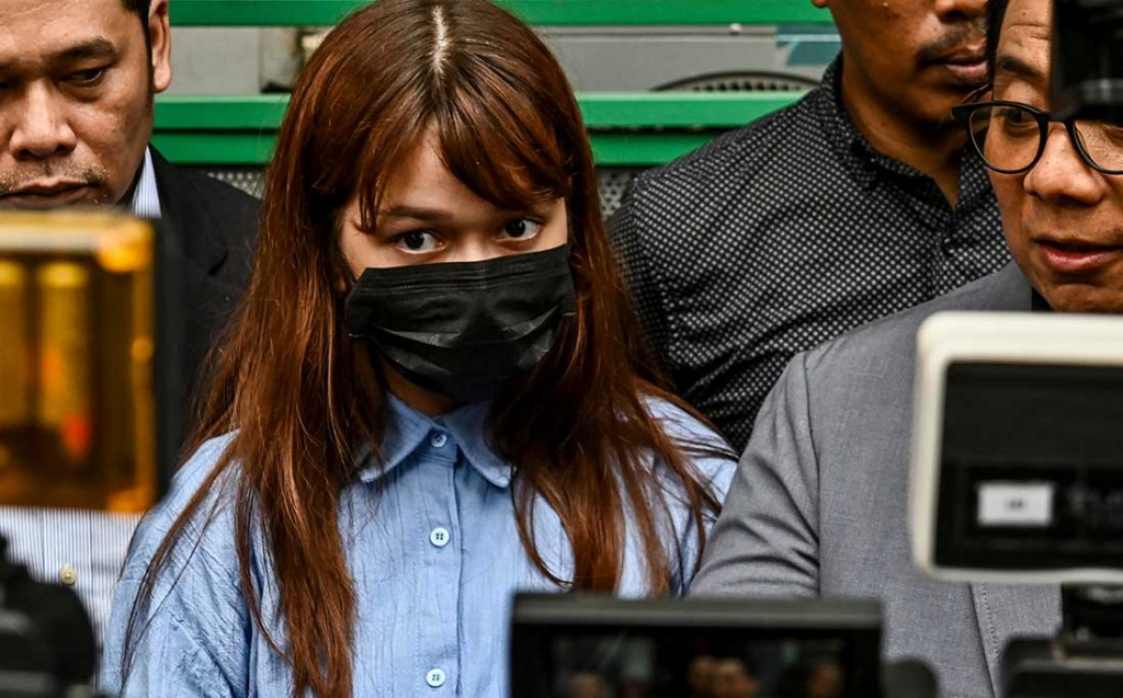 Rebecca Klopper Jalani Sidang Perdana Kasus Video Syur,...