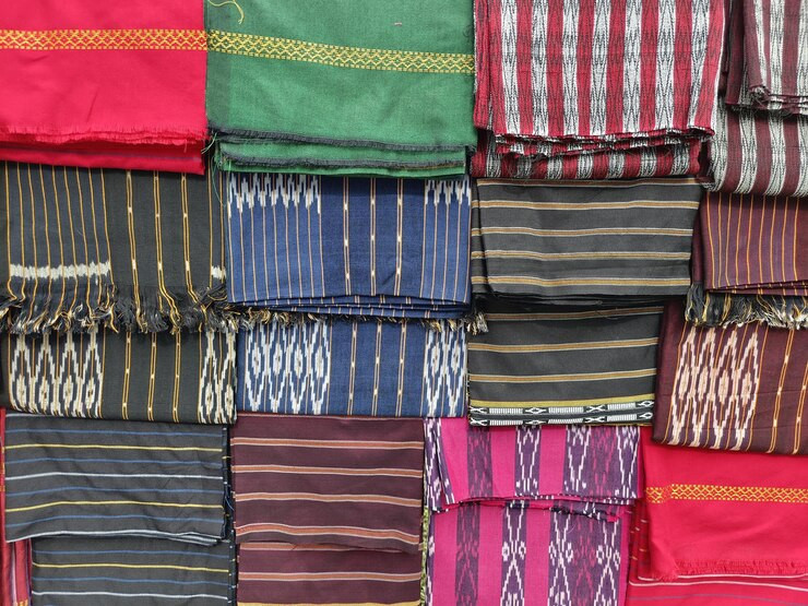 Mengenal Ragam Kain Ulos, Warisan Budaya Khas Batak yan...